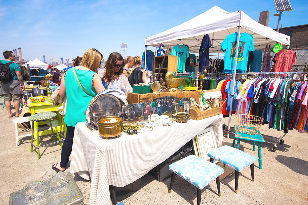 How to Shop Flea Markets (and Furnish Your Home) Like a Pro - Trulia's ...