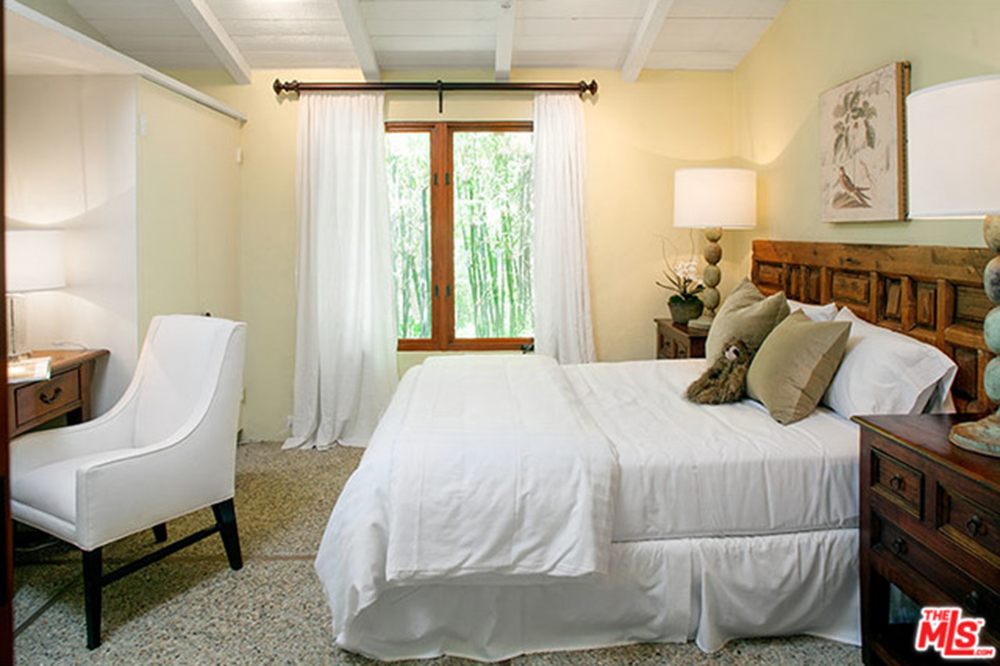 Former Home of “Golden Girls” star Bea Arthur Sells for $15 Million ...