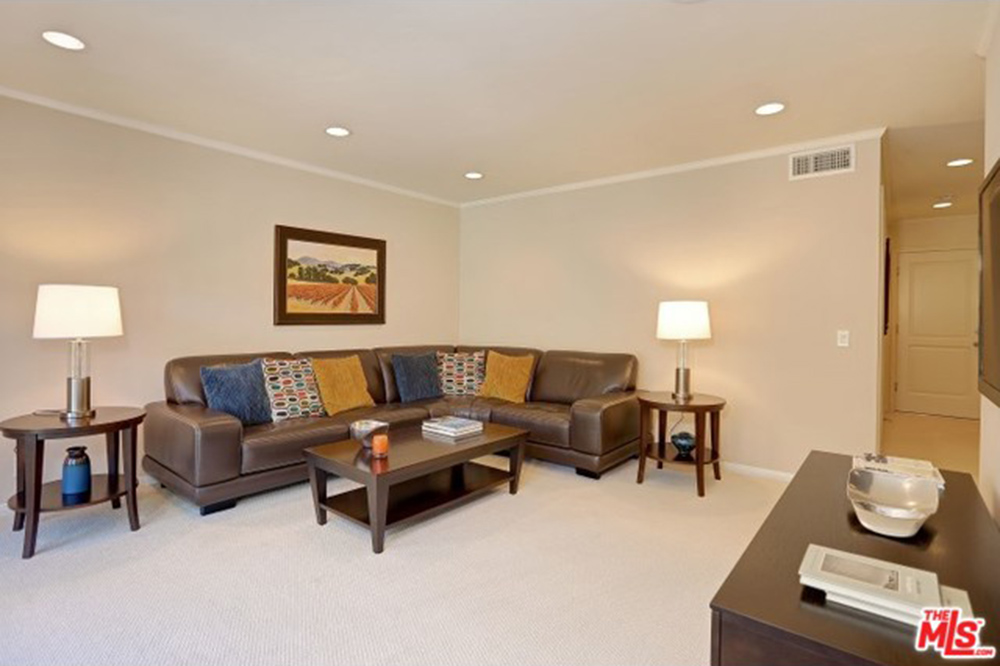 Candace Cameron Bure Heads Back To Hollywood (And A $2.35 Million Home ...